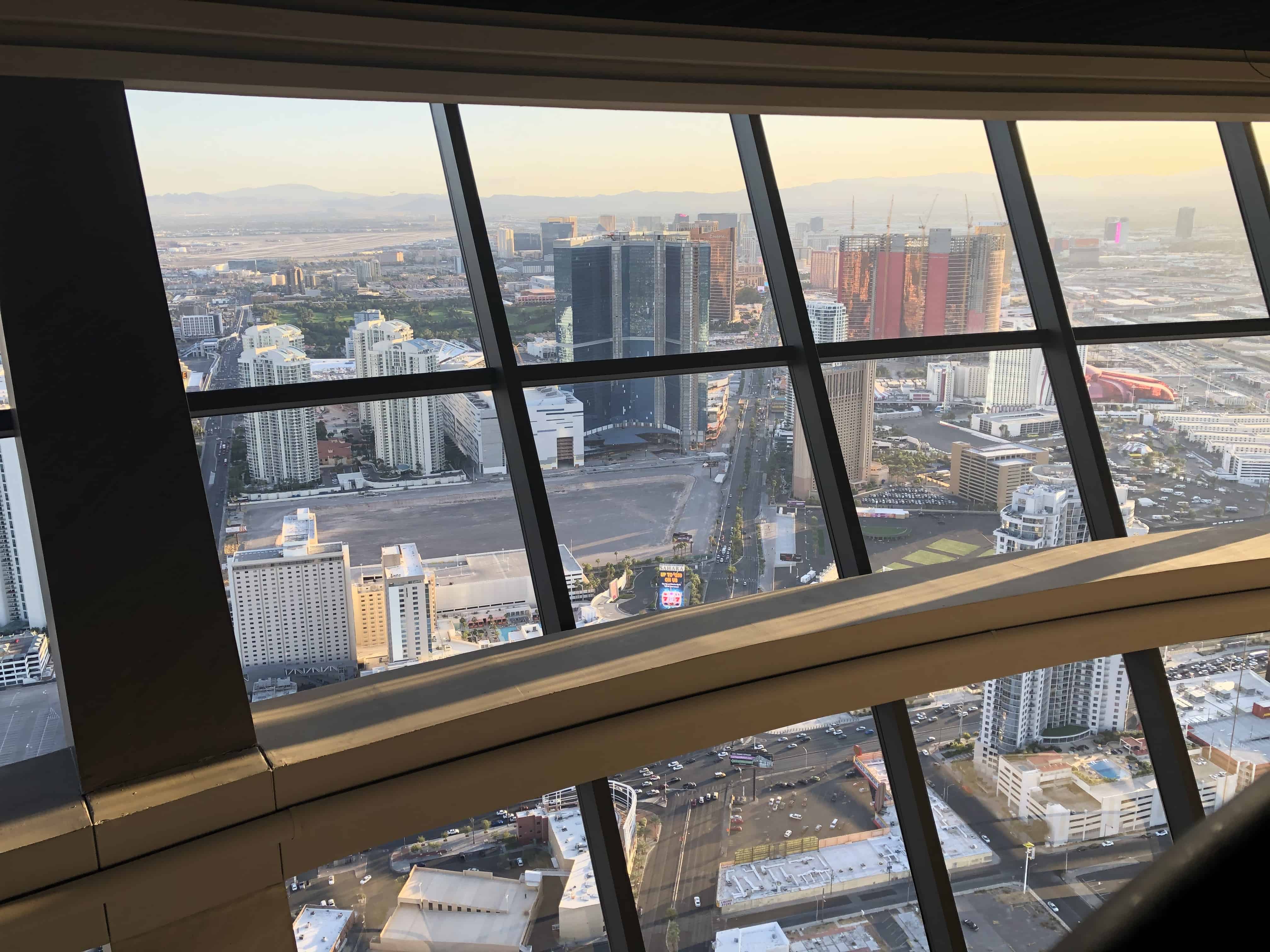 Las Vegas Rooftop Bars With a View - Get Elevated!