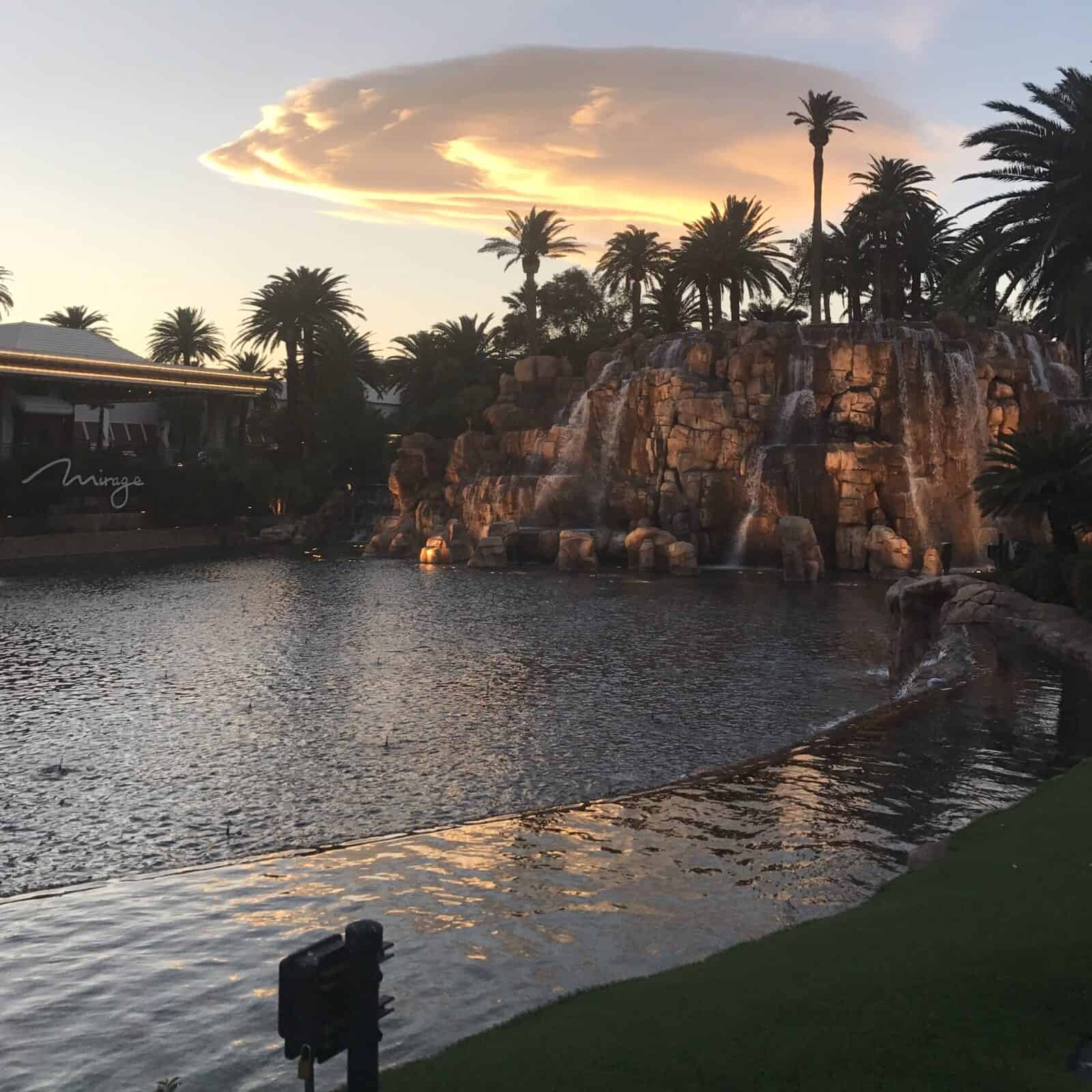 98 Free Things To Do in Las Vegas - On The Strip & Downtown
