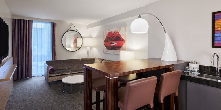 Cheap Suites in Las Vegas - More Space For Less