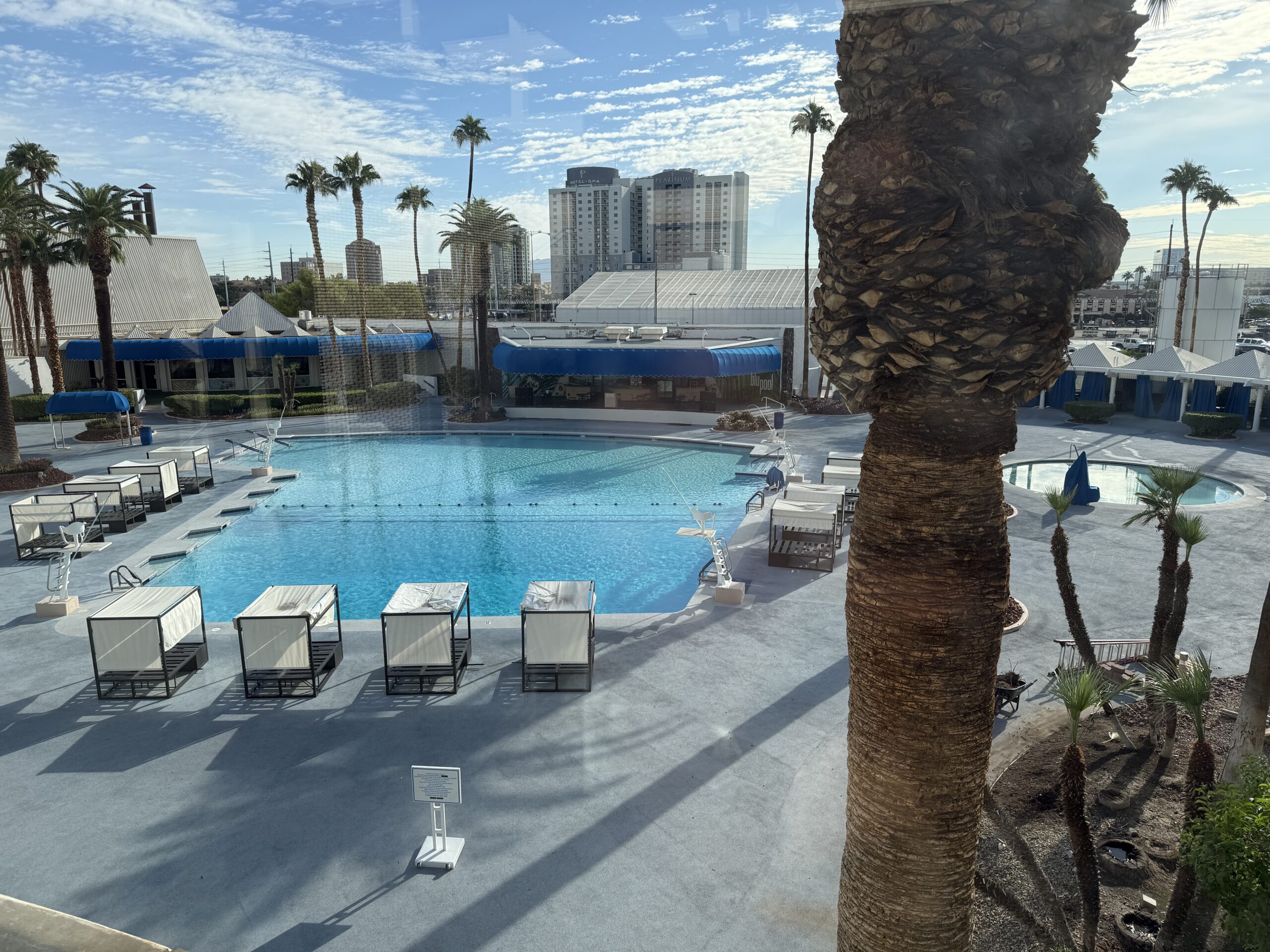 Las Vegas Pools That Non-Guests Can Use - Summer 2026