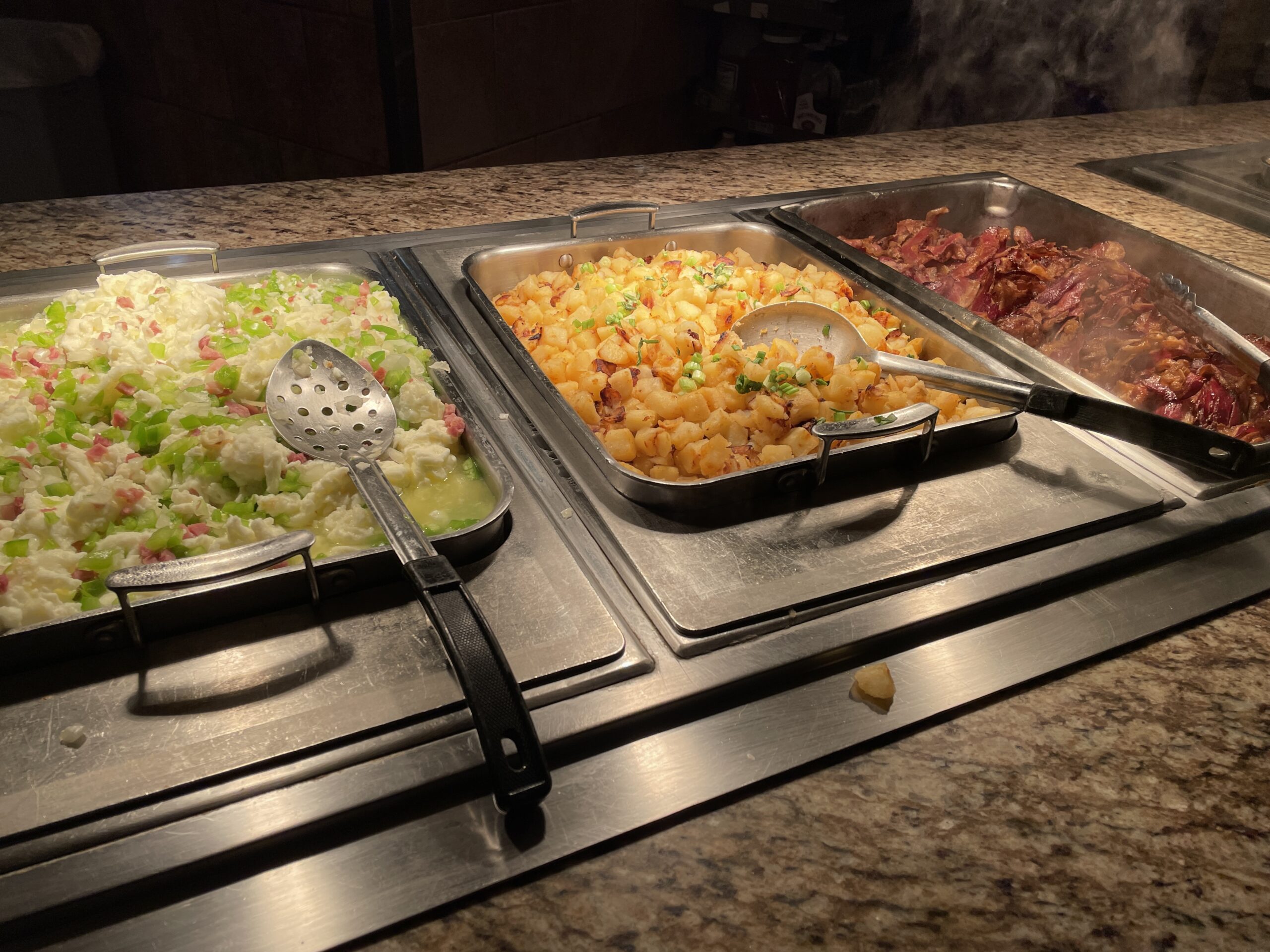 The Buffet at Luxor Review - Take a Look Inside!