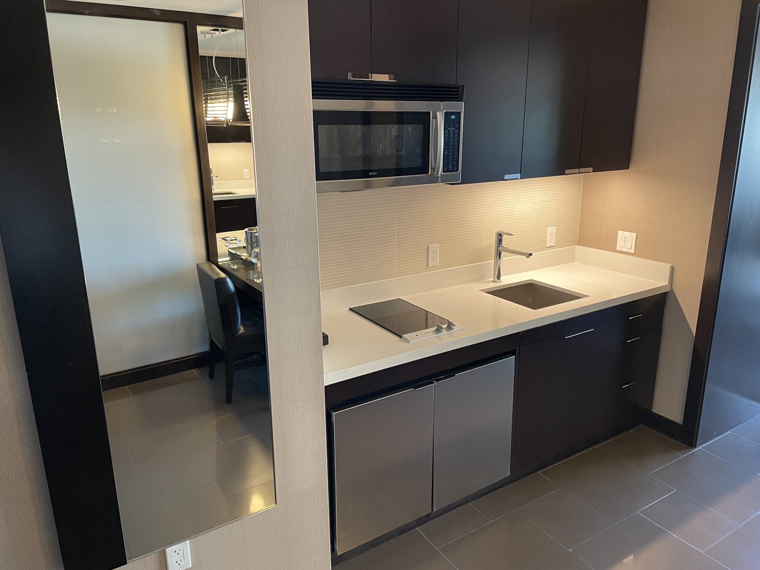 Vdara Las Vegas - Studio Parlor Room Review