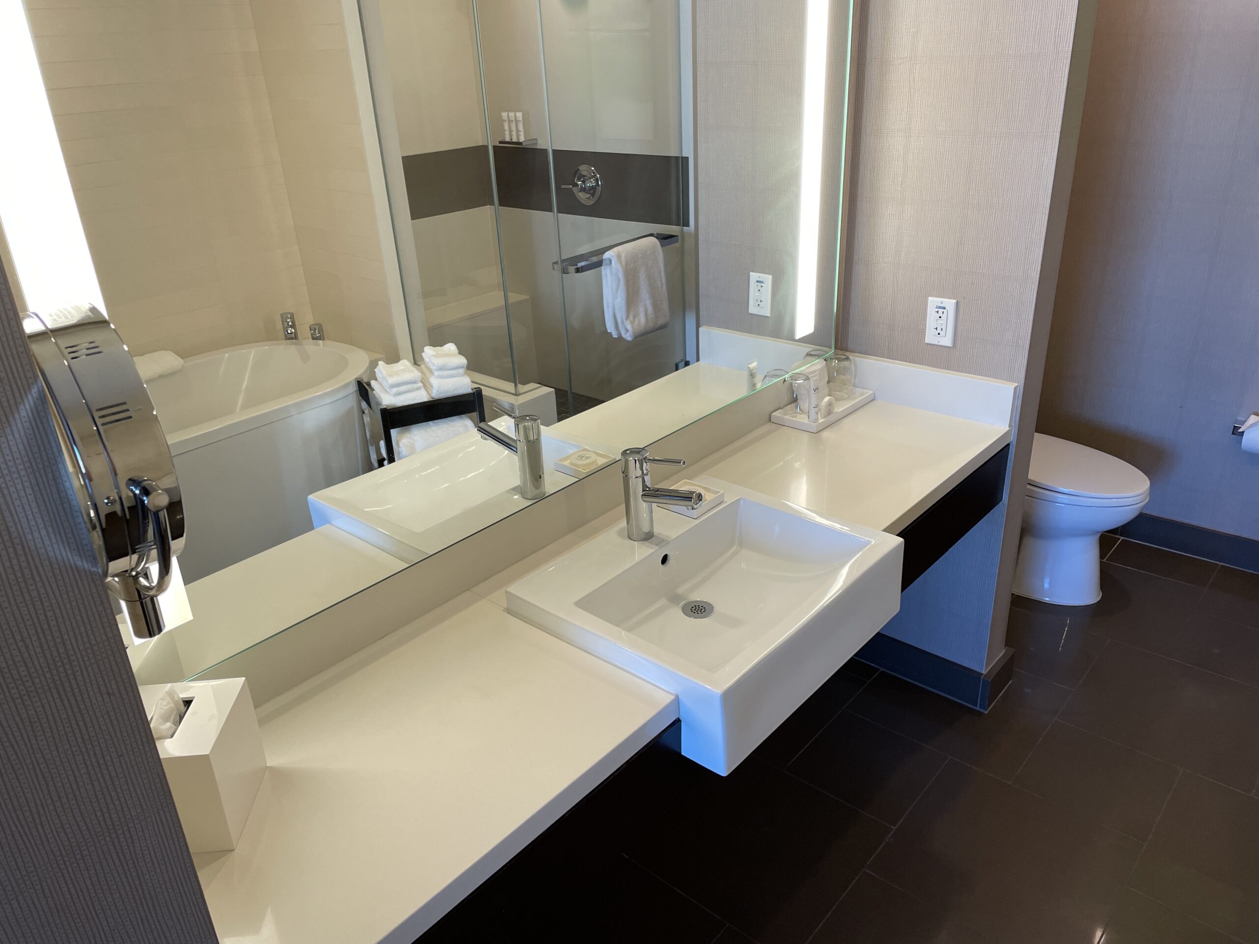 Vdara Las Vegas - Studio Parlor Room Review