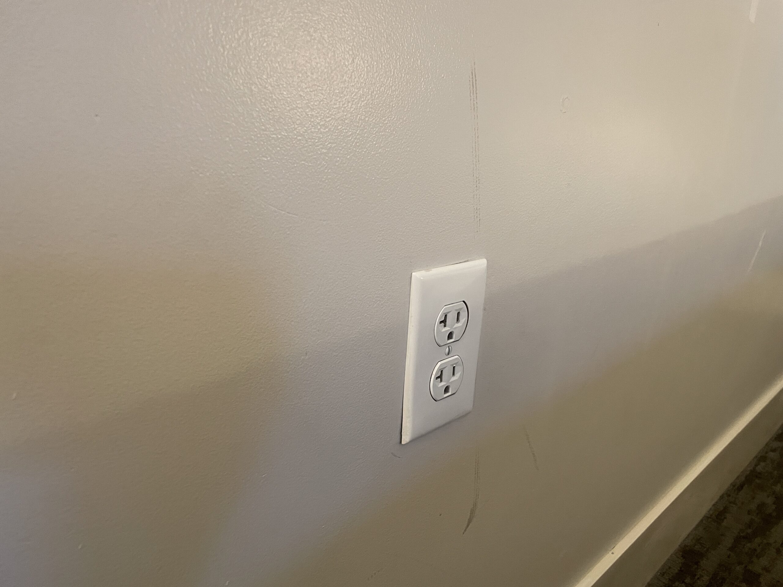 LINQ Poolside Cabana Room Review