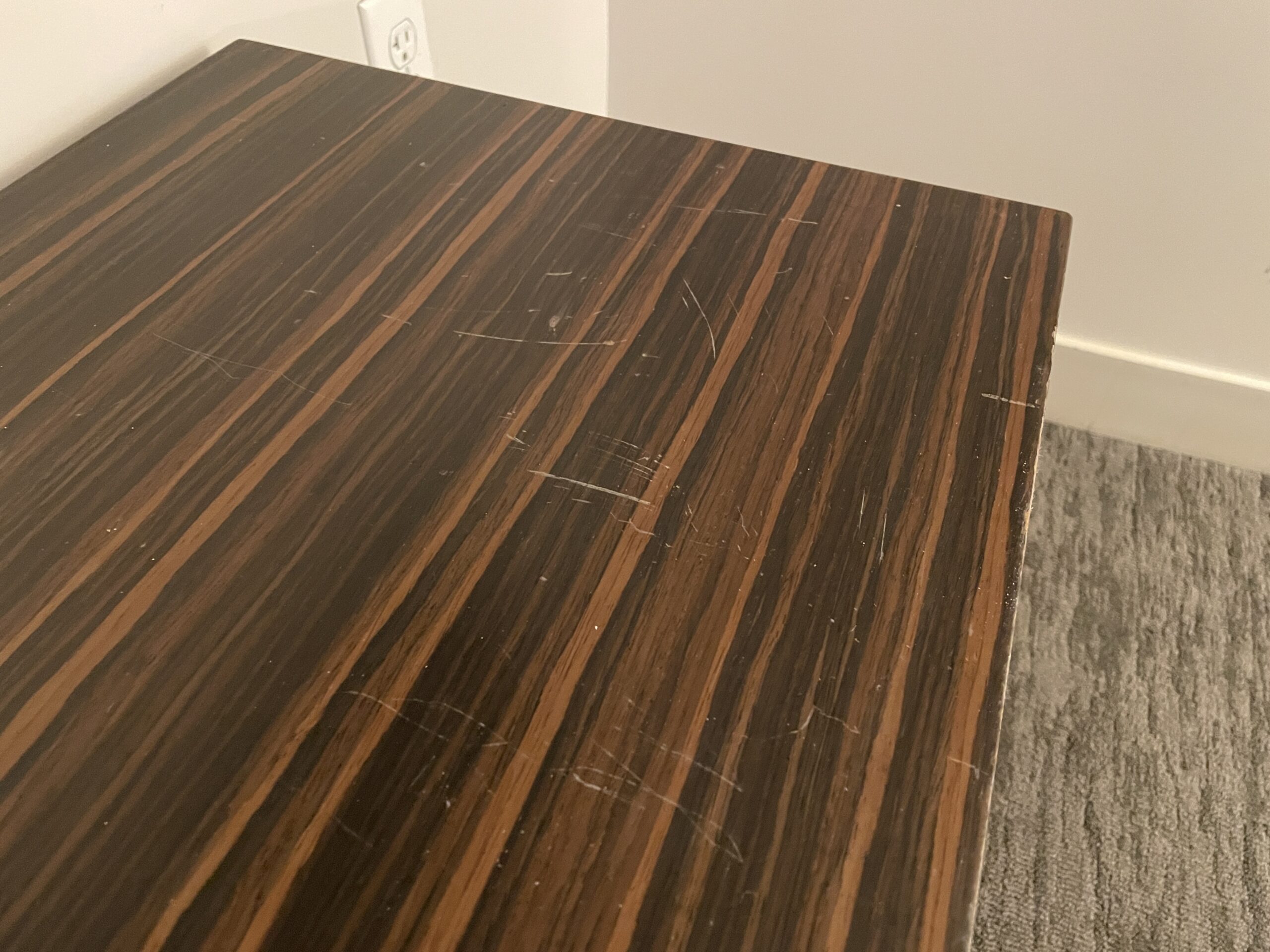 LINQ Poolside Cabana Room Review