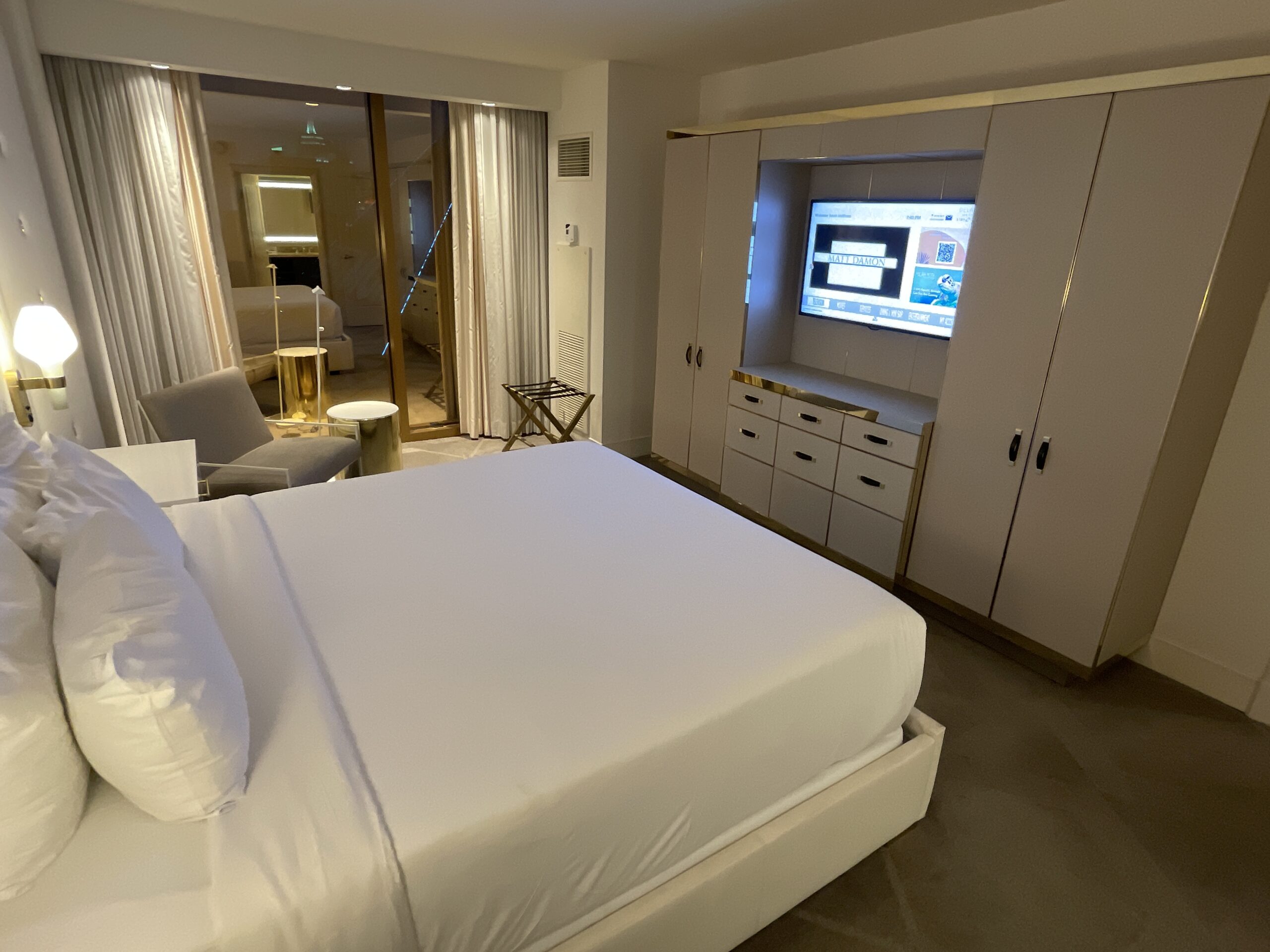 W Las Vegas - Stay Well King Suite Review