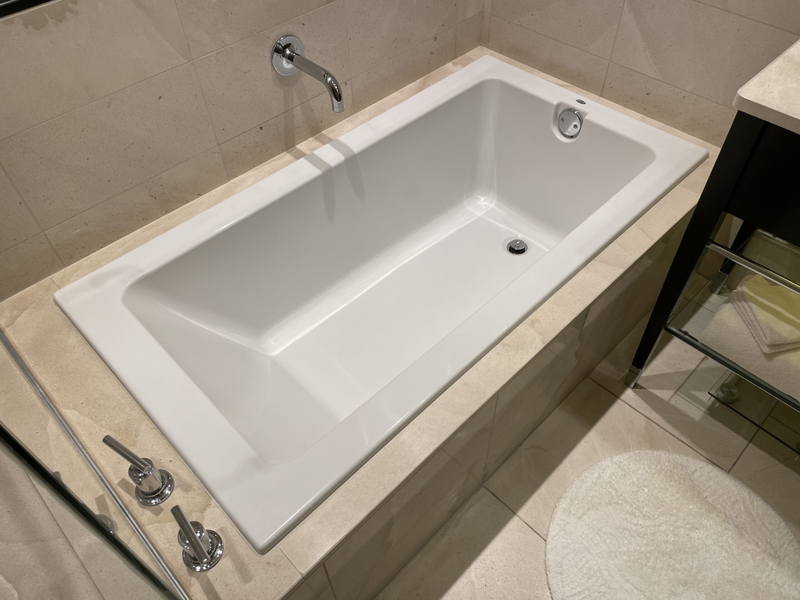 Encore Las Vegas Resort King - Hotel Room Review