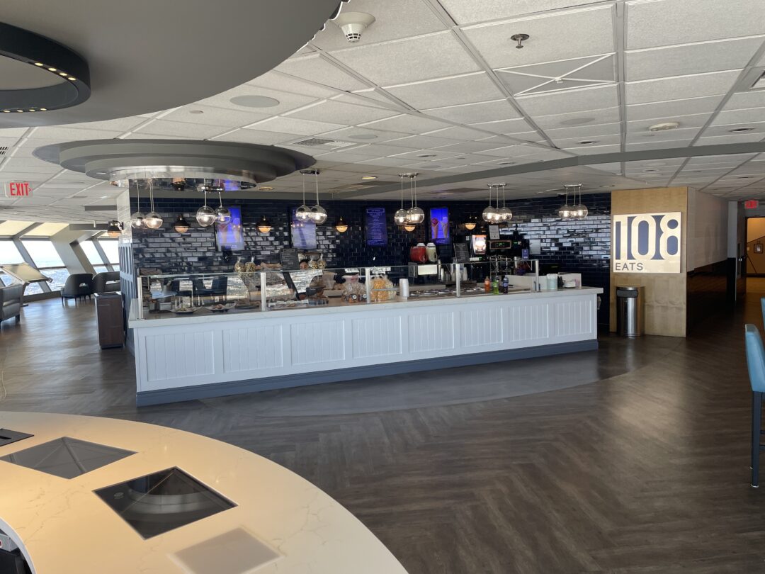 STRAT SkyPod Observation Deck & Rides Review - Take a Look