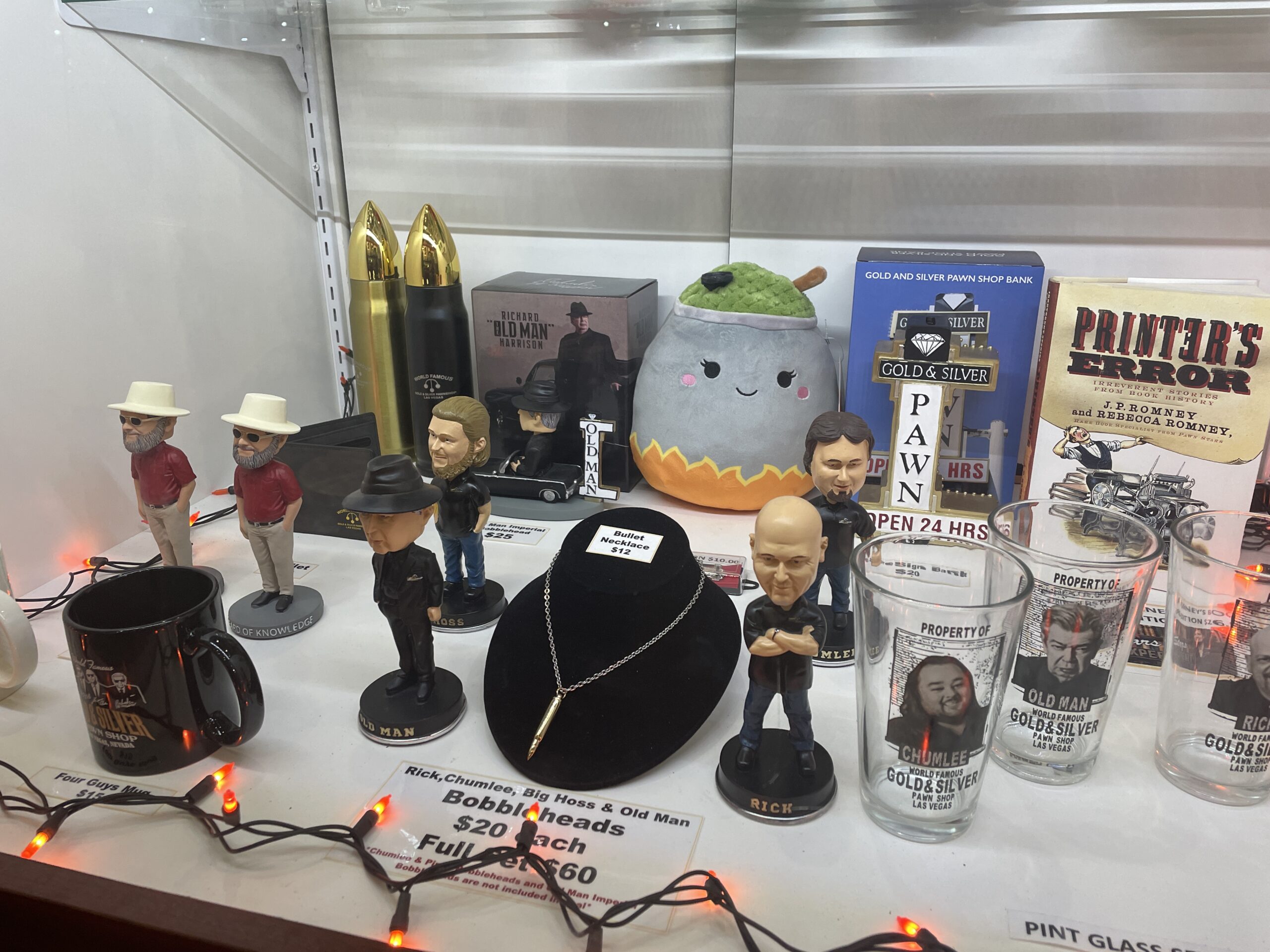 "Pawn Stars" Pawn Shop Review - Take a Look Inside!
