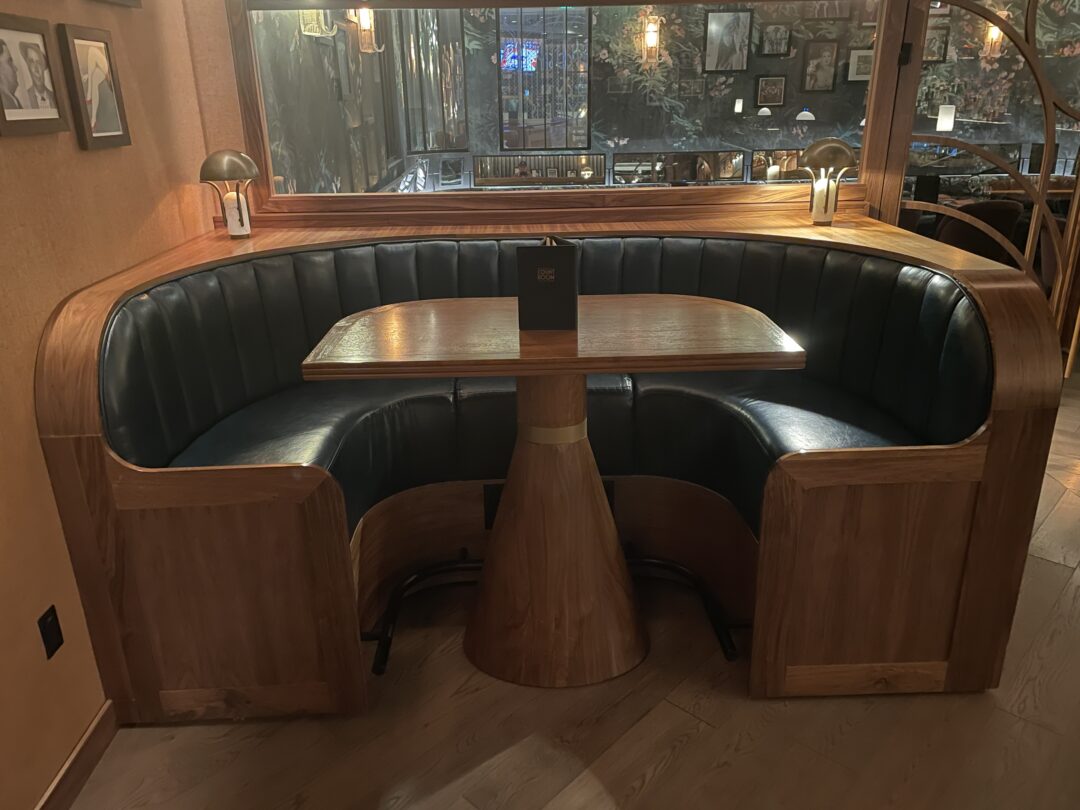 Where to Find The Count Room Speakeasy at Flamingo