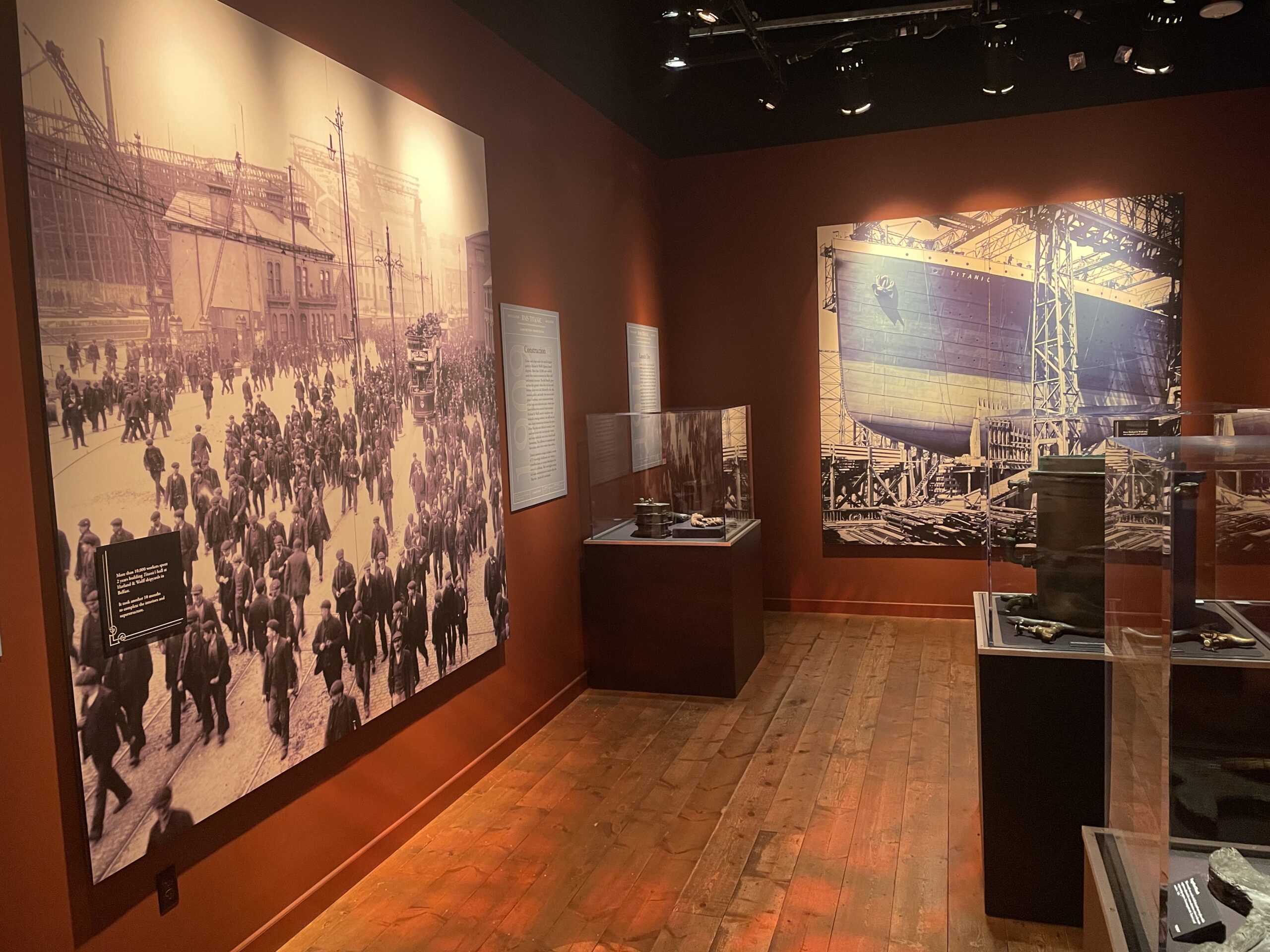 Titanic Artifact Exhibit at Luxor Las Vegas - Look Inside!