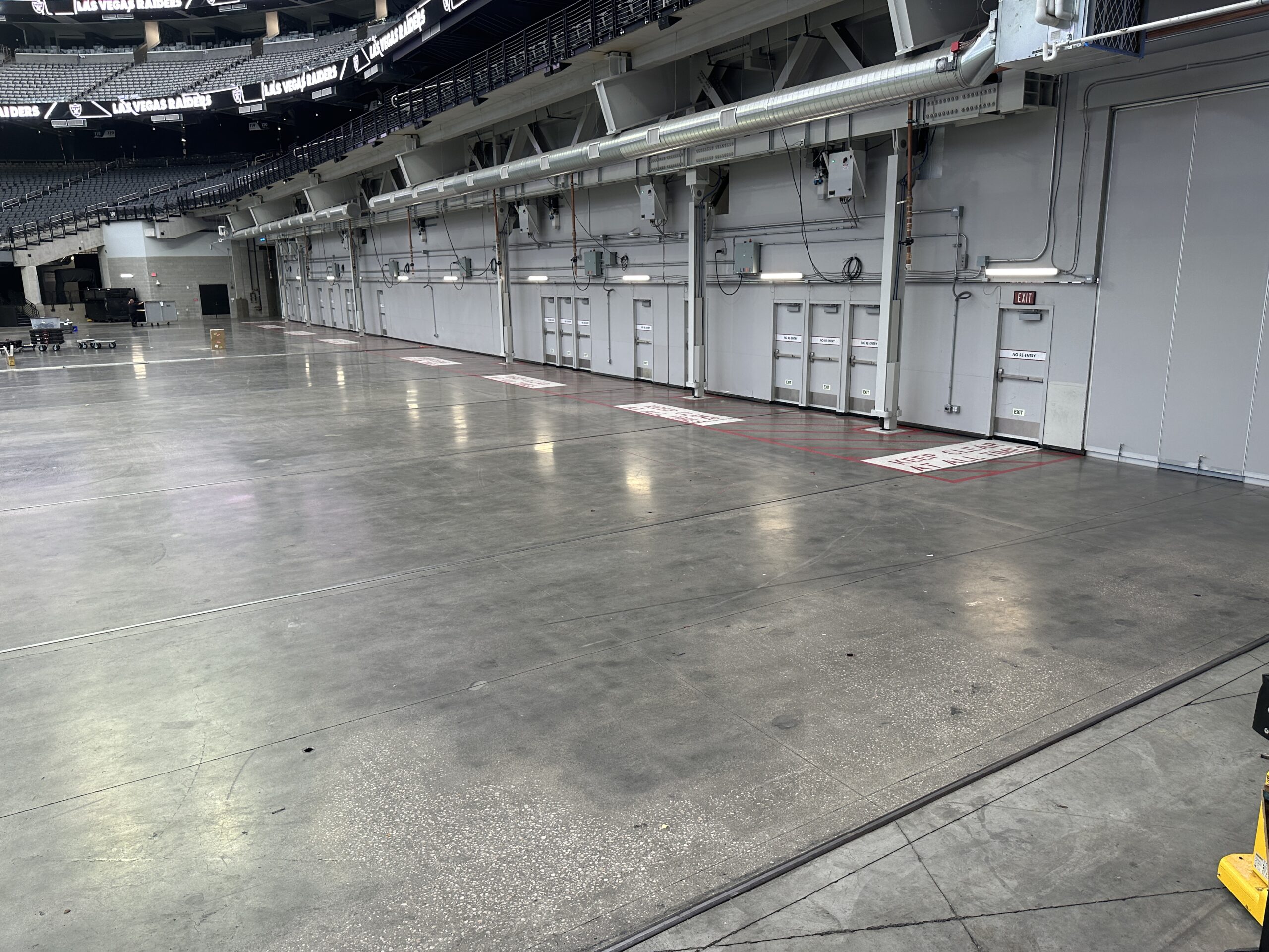 Allegiant Stadium Tour - Review & What To Expect!