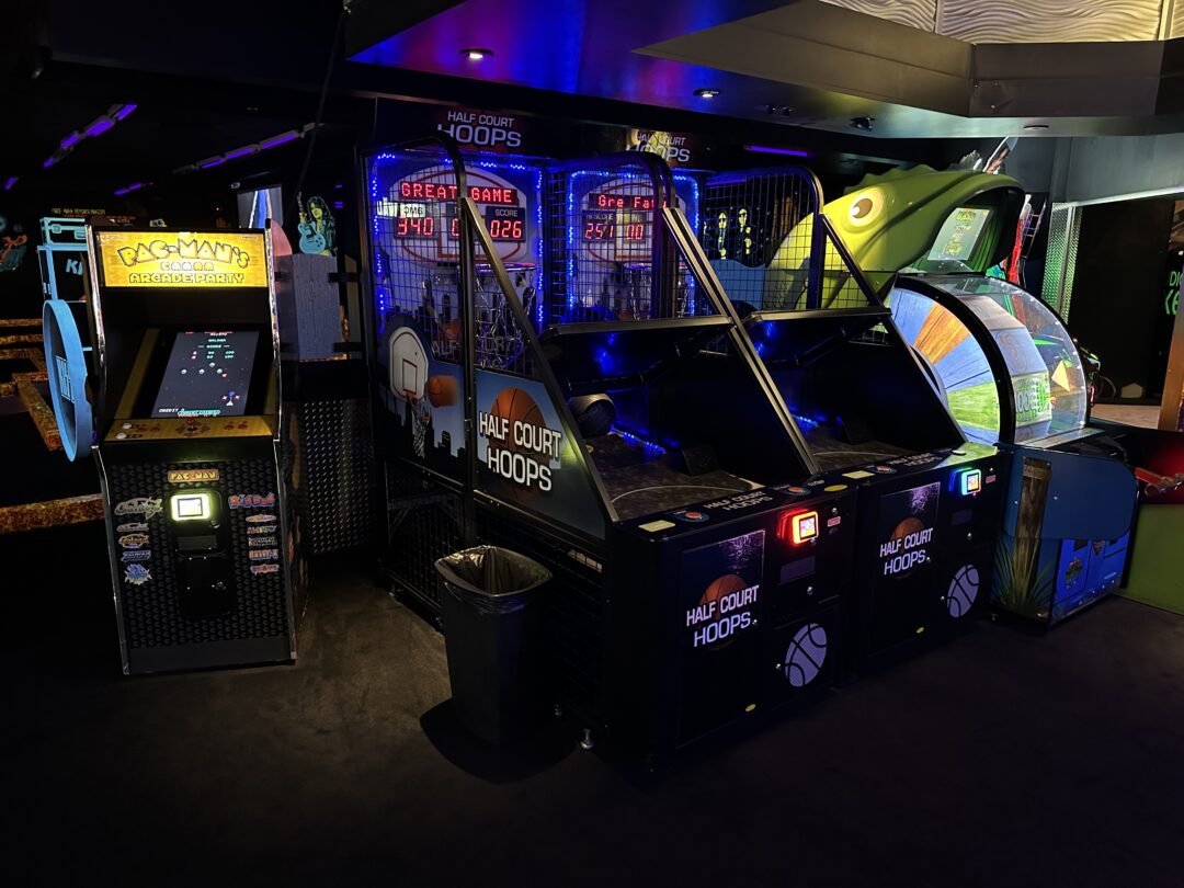 KISS Mini Golf at Rio Las Vegas Review - Look Inside!