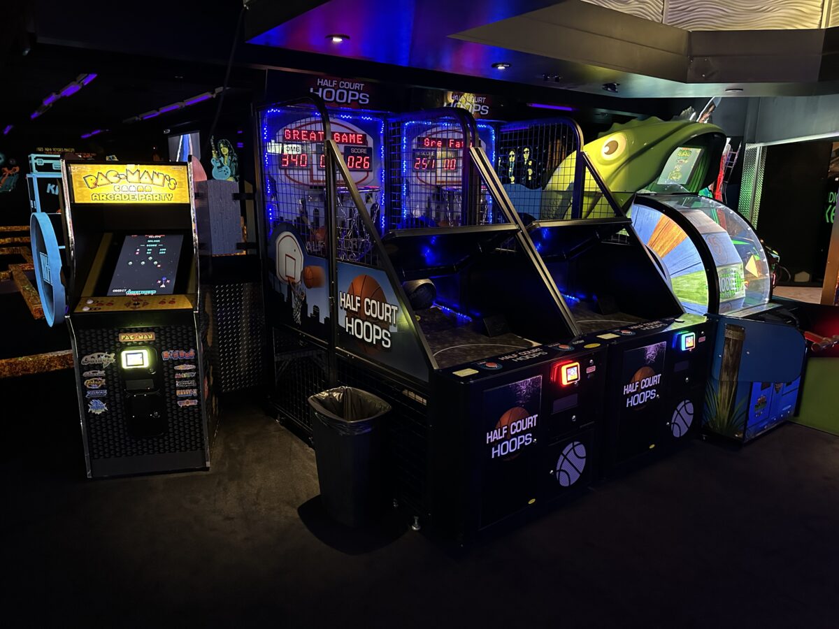 KISS Mini Golf at Rio Las Vegas Review - Look Inside!