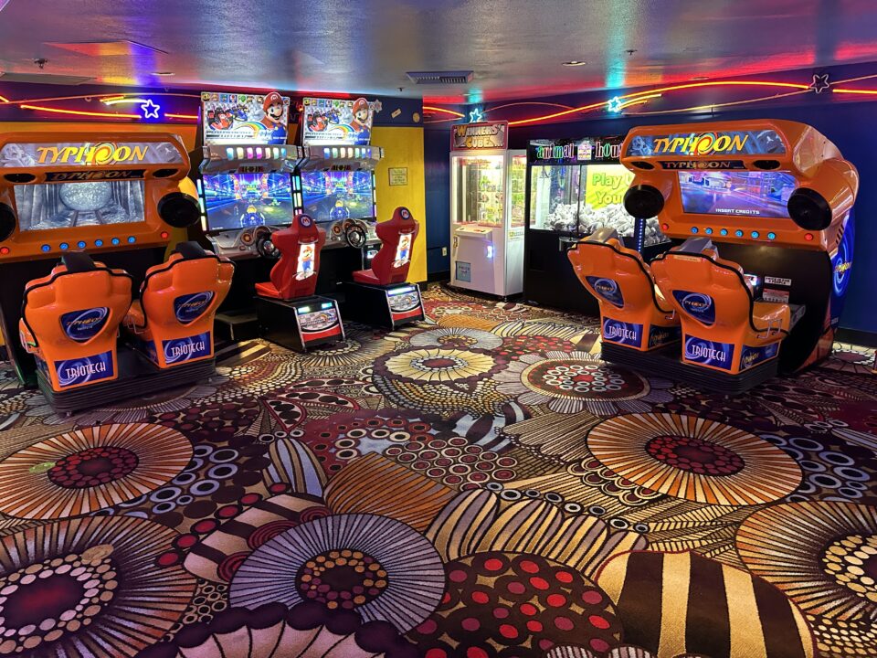 Review of The Fun Dungeon Arcade at Excalibur - Look Inside!