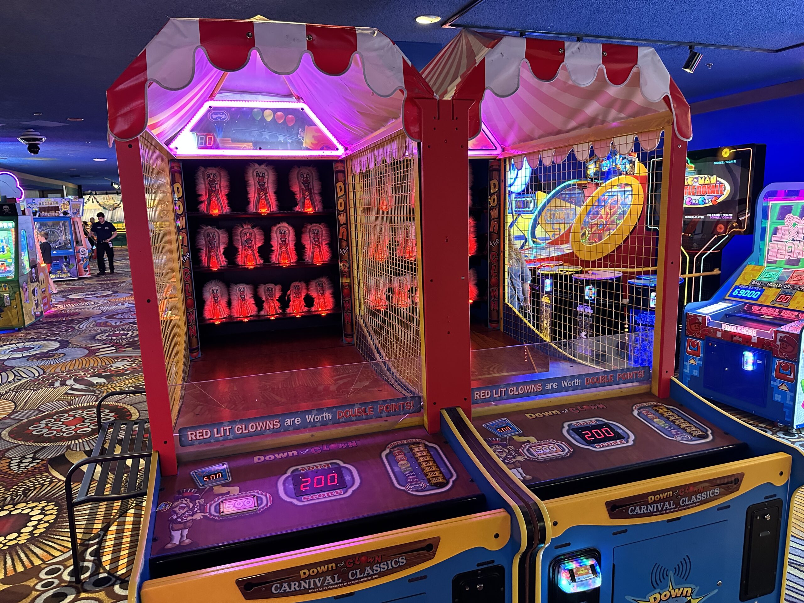 Review of The Fun Dungeon Arcade at Excalibur - Look Inside!