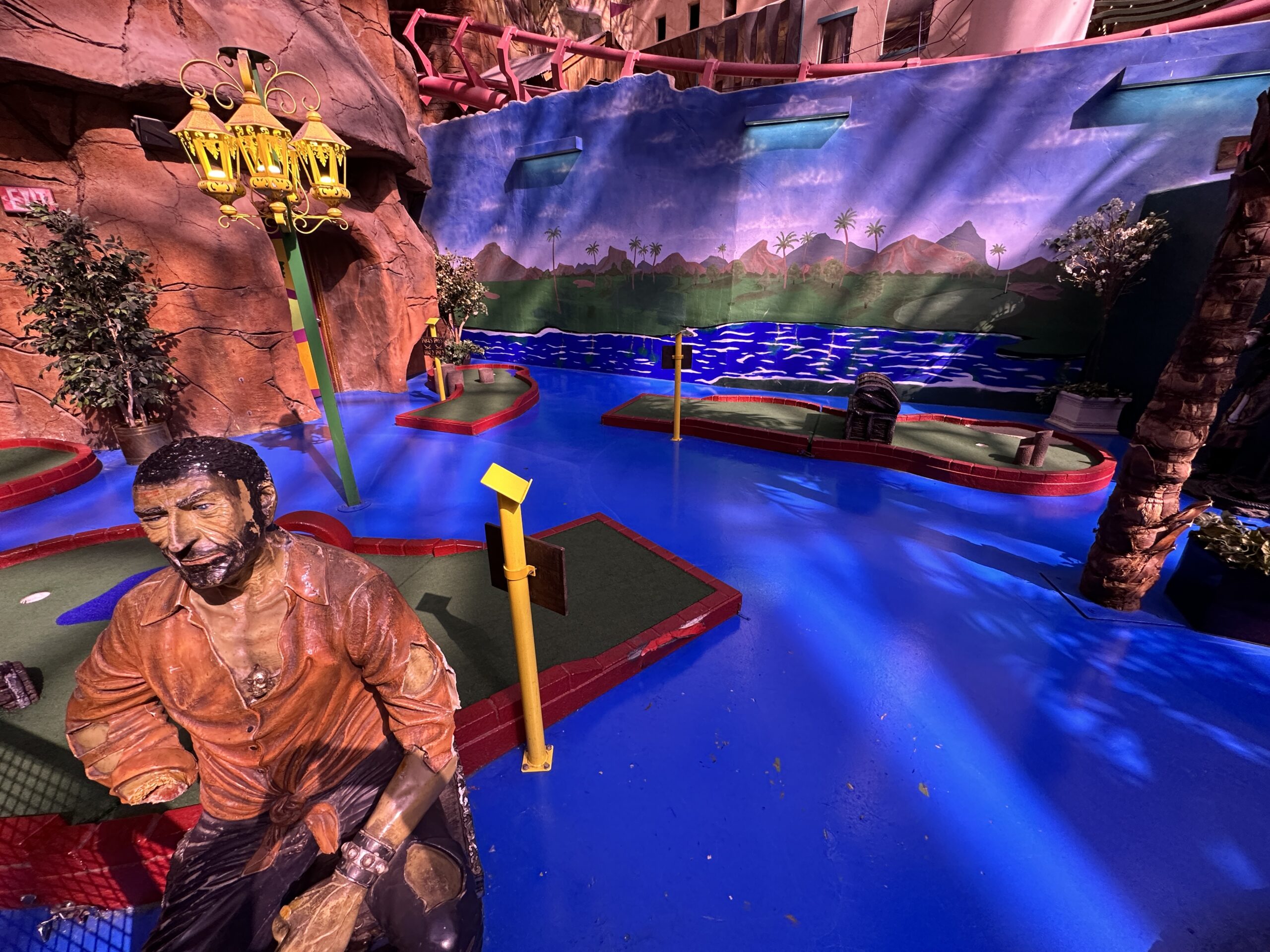 Review of The Adventuredome at Circus Circus - Look Inside!