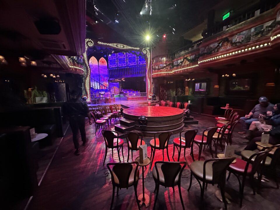 Review of the Raunchy "Atomic Saloon" at Venetian Las Vegas