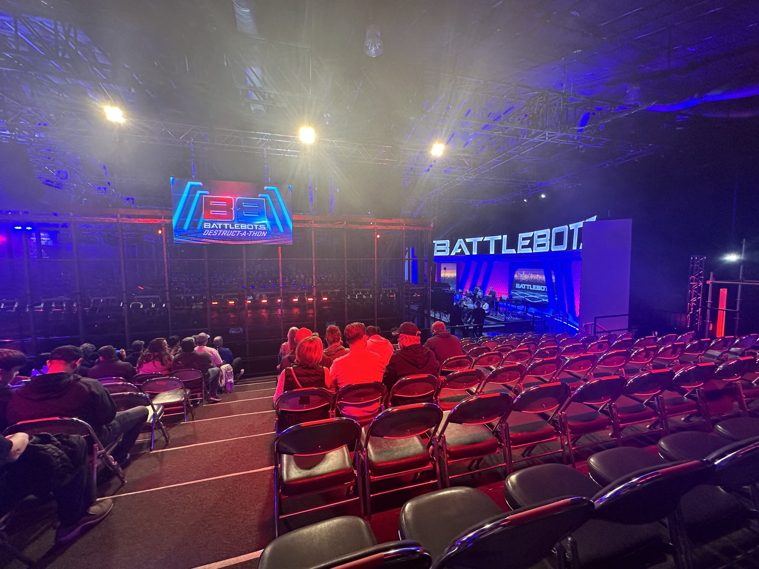 Review of the "Battlebots Destruct-A-Thon" at Horseshoe