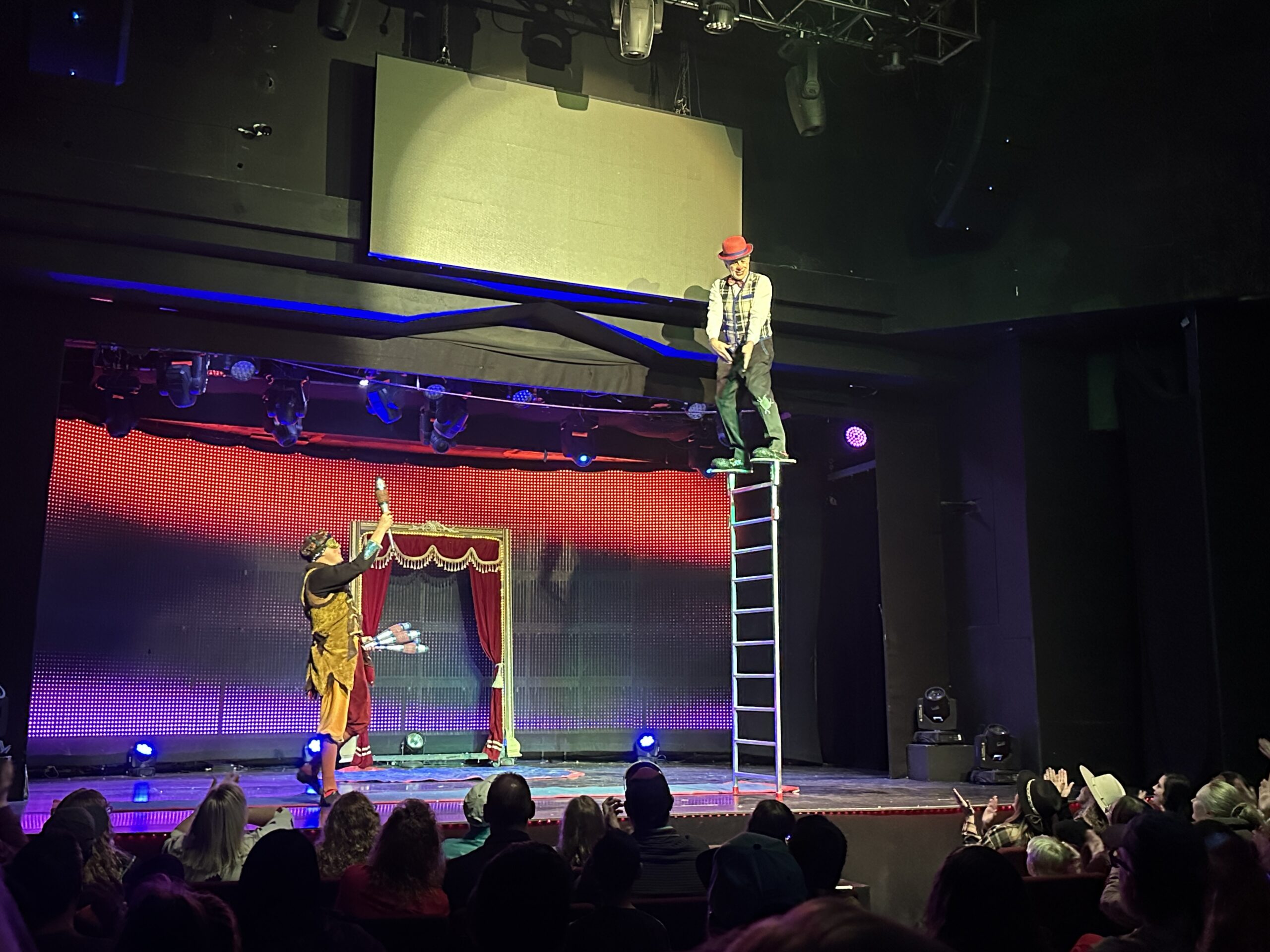 Review of "Popovich's Comedy Pet Theater" in Las Vegas