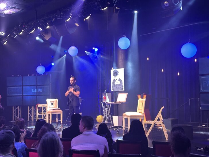 Review of "Paranormal Mind Reading Magic" at Horseshoe
