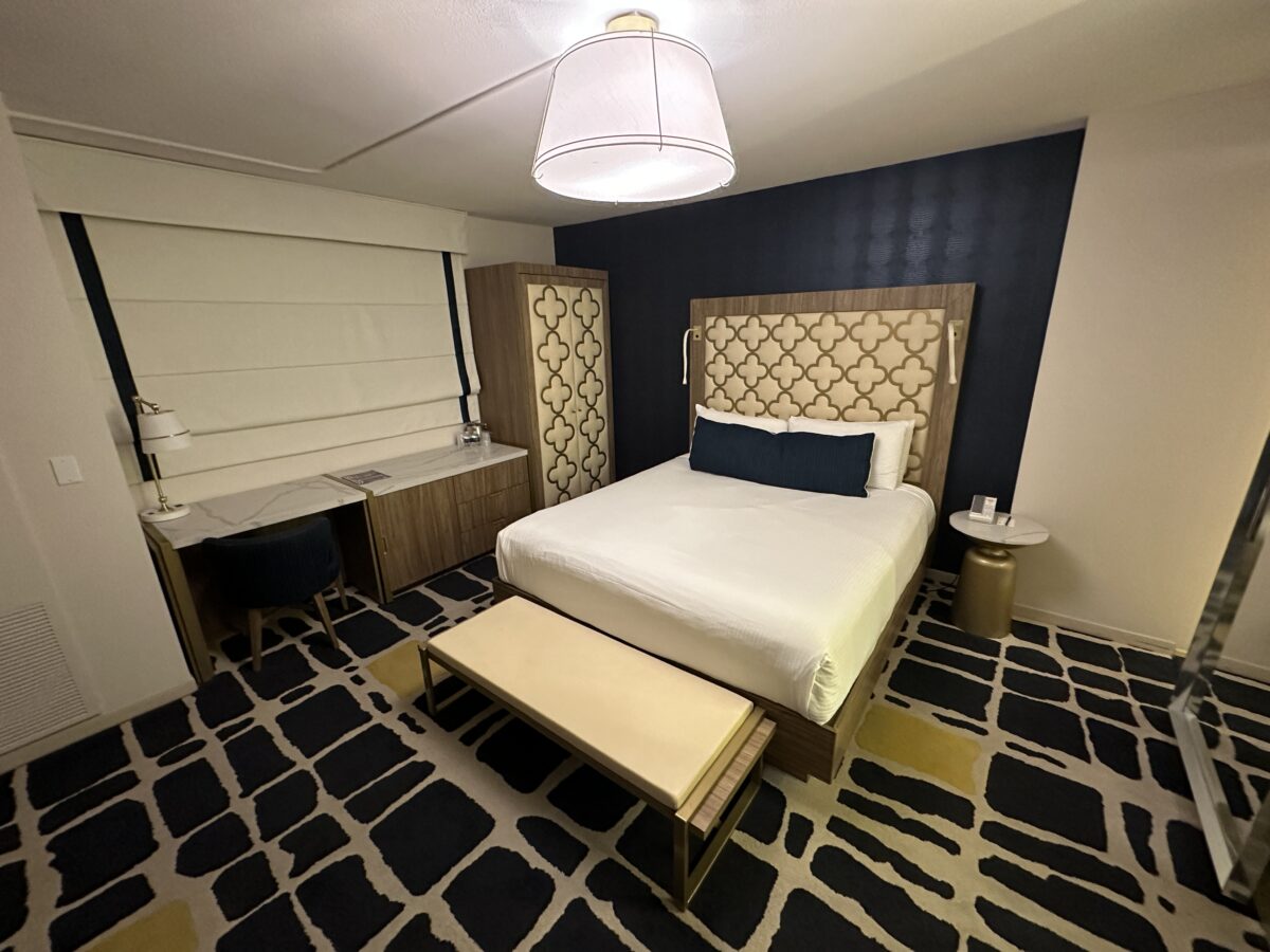 Sahara Las Vegas - Blanca King Review - A Unique Layout
