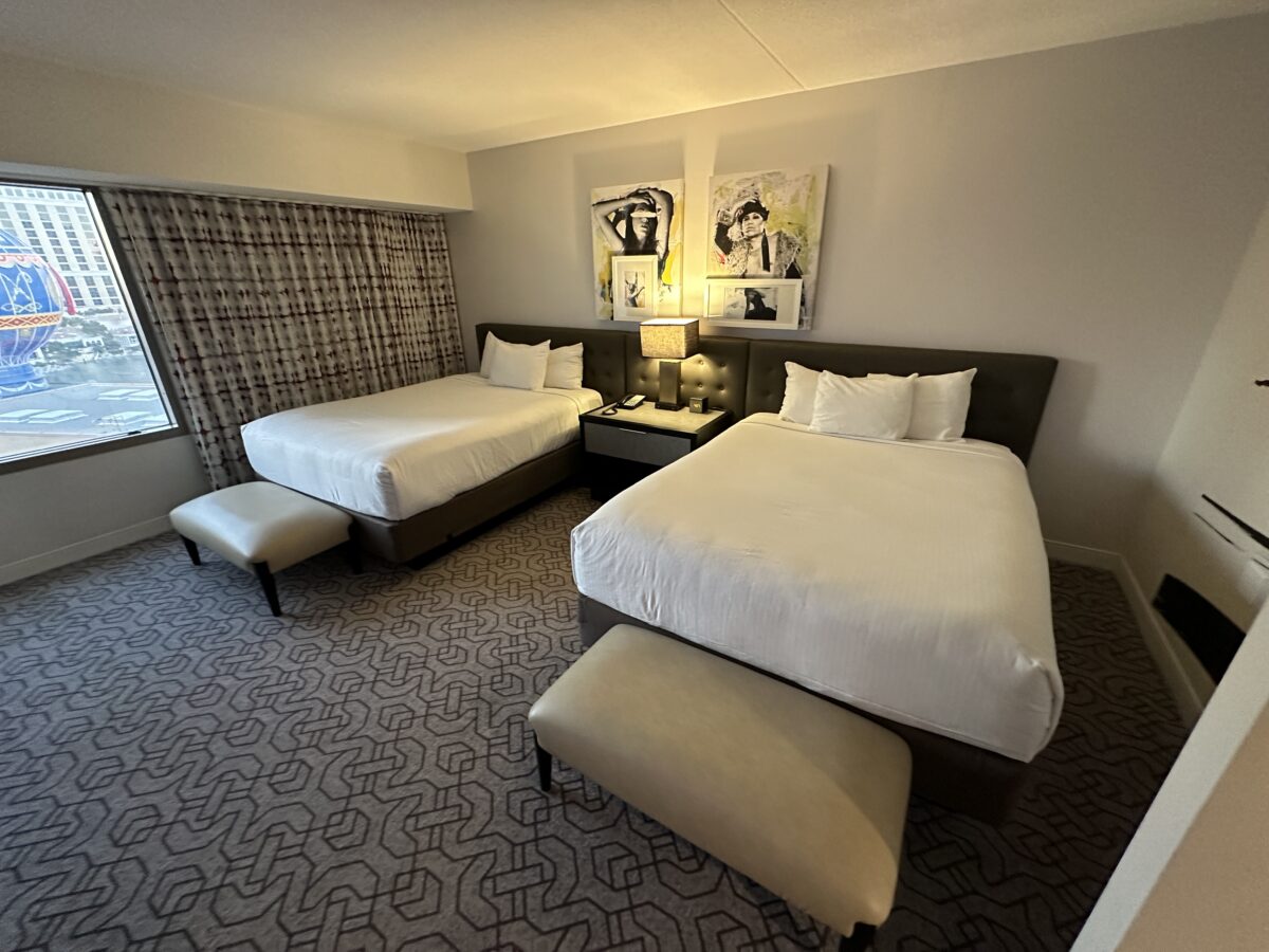Ultra Hip Room Review - Planet Hollywood - So. Much. Value.