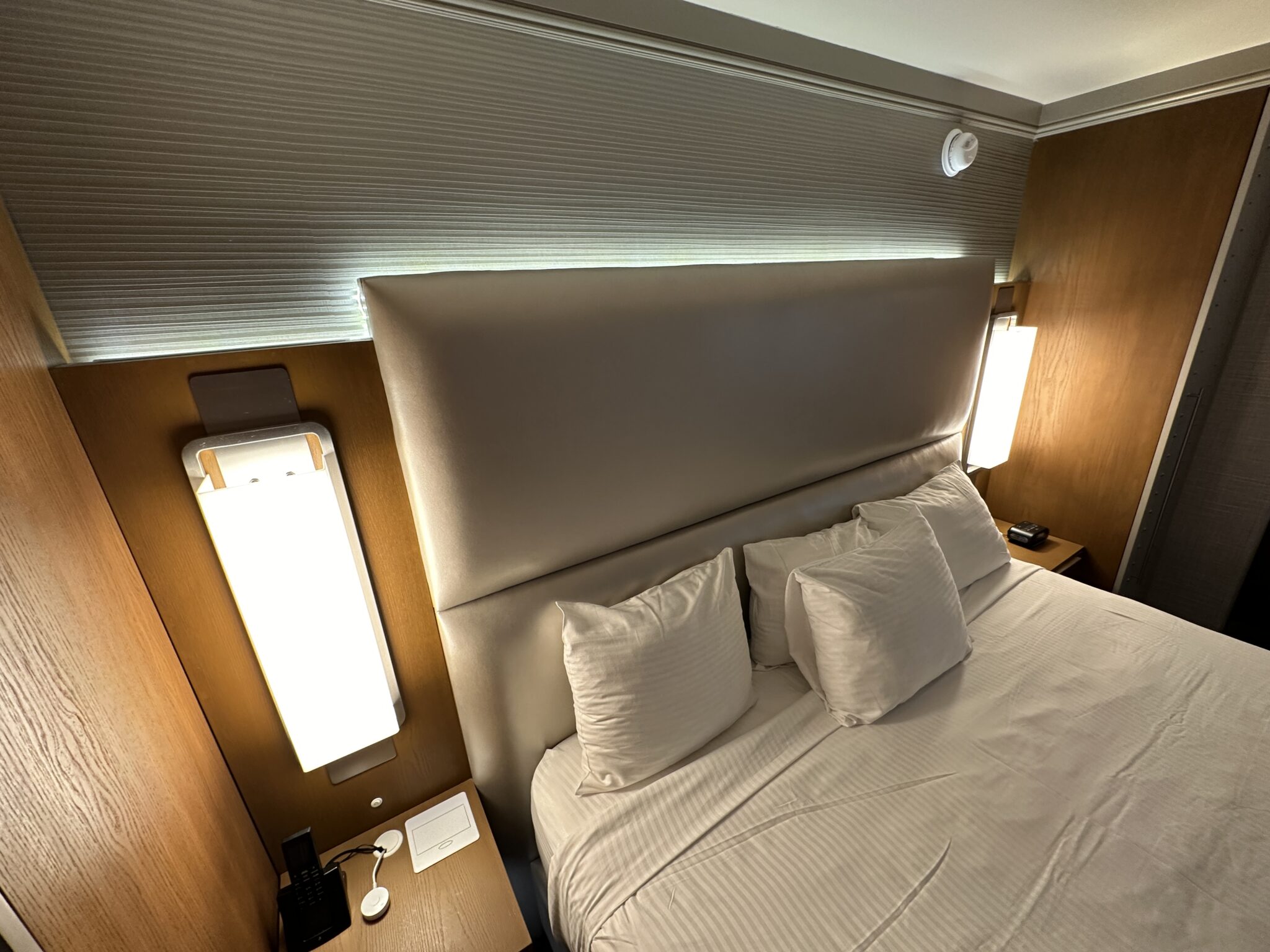 STRAT's Elevate Rooms are LEGIT - What $83.84 Got Me!